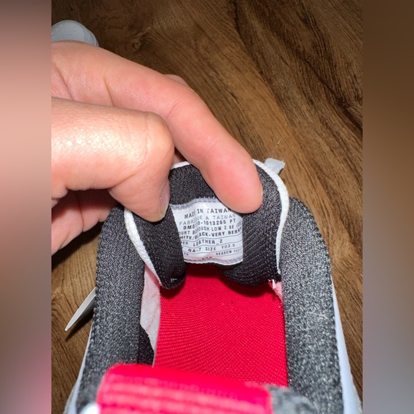 Nike | Shoes | Nike Court Borough Low 2 Se White Very Berry Sample ...